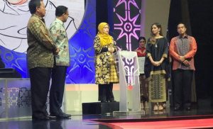Dr. Anawati Tokoh Inspirasional FMIPA UI Raih Penghargaan Achmad Bakrie ...